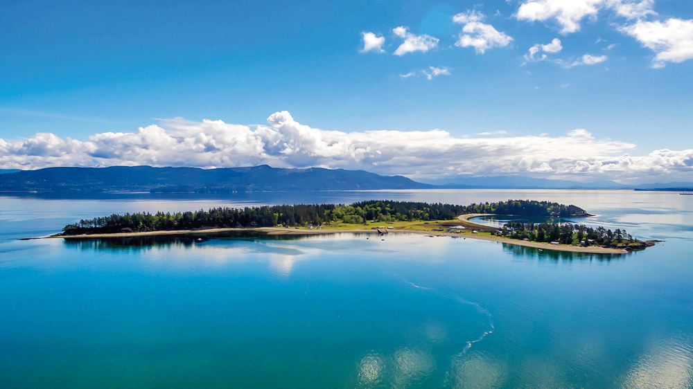 Featured-Home_Eliza-Island_PC-Sheila-Say-Photography | Bellingham Alive