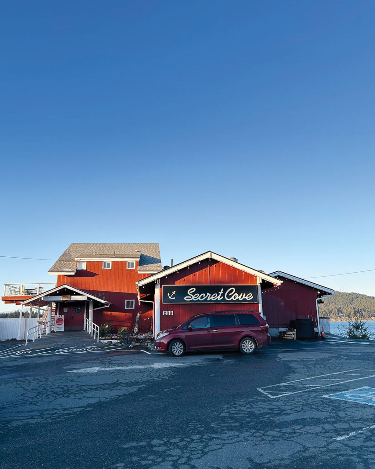 Water You Waiting For? | Waterfront restaurants you’ll want to dive ...